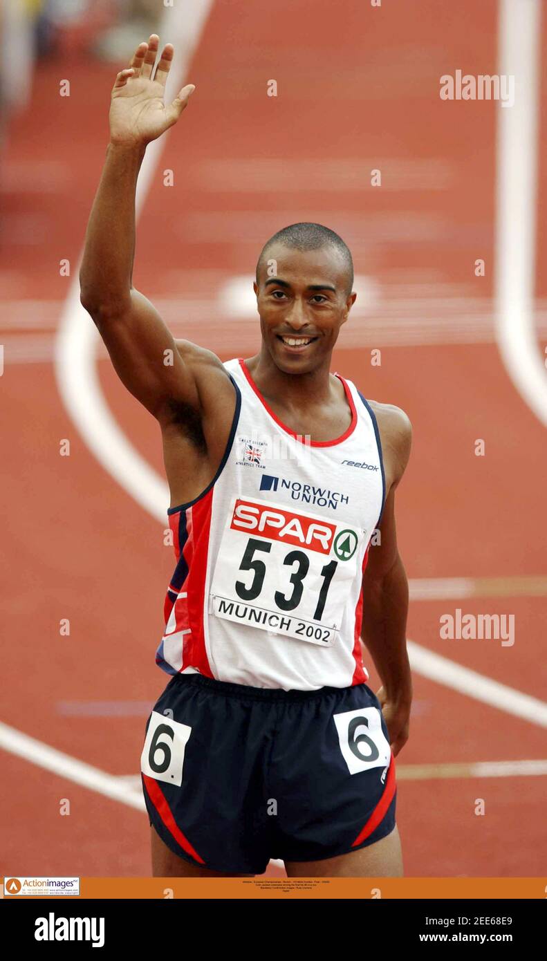 Colin jackson 110 hurdles hi-res stock photography and images - Alamy