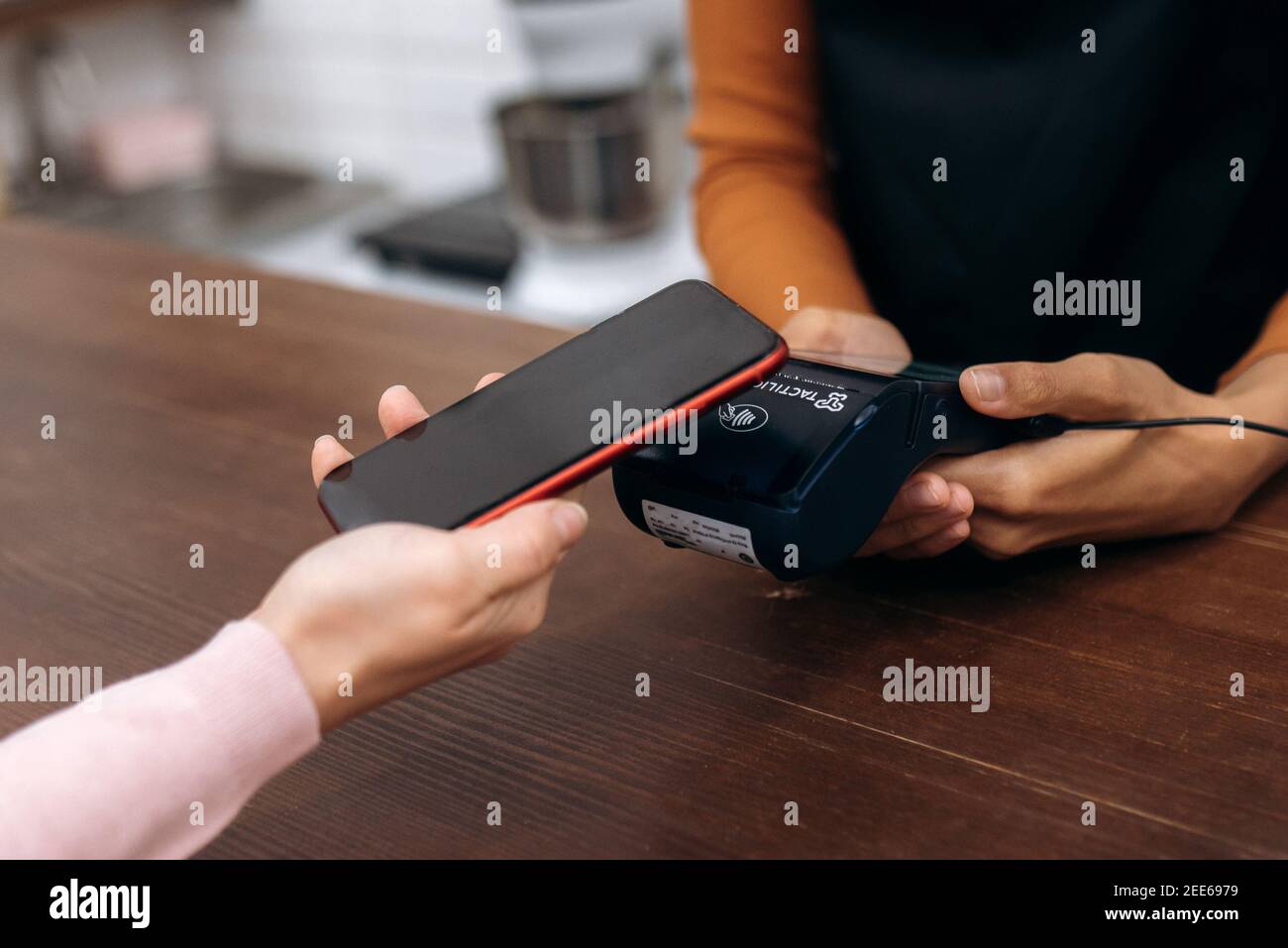 Bank operation hi-res stock photography and images - Alamy