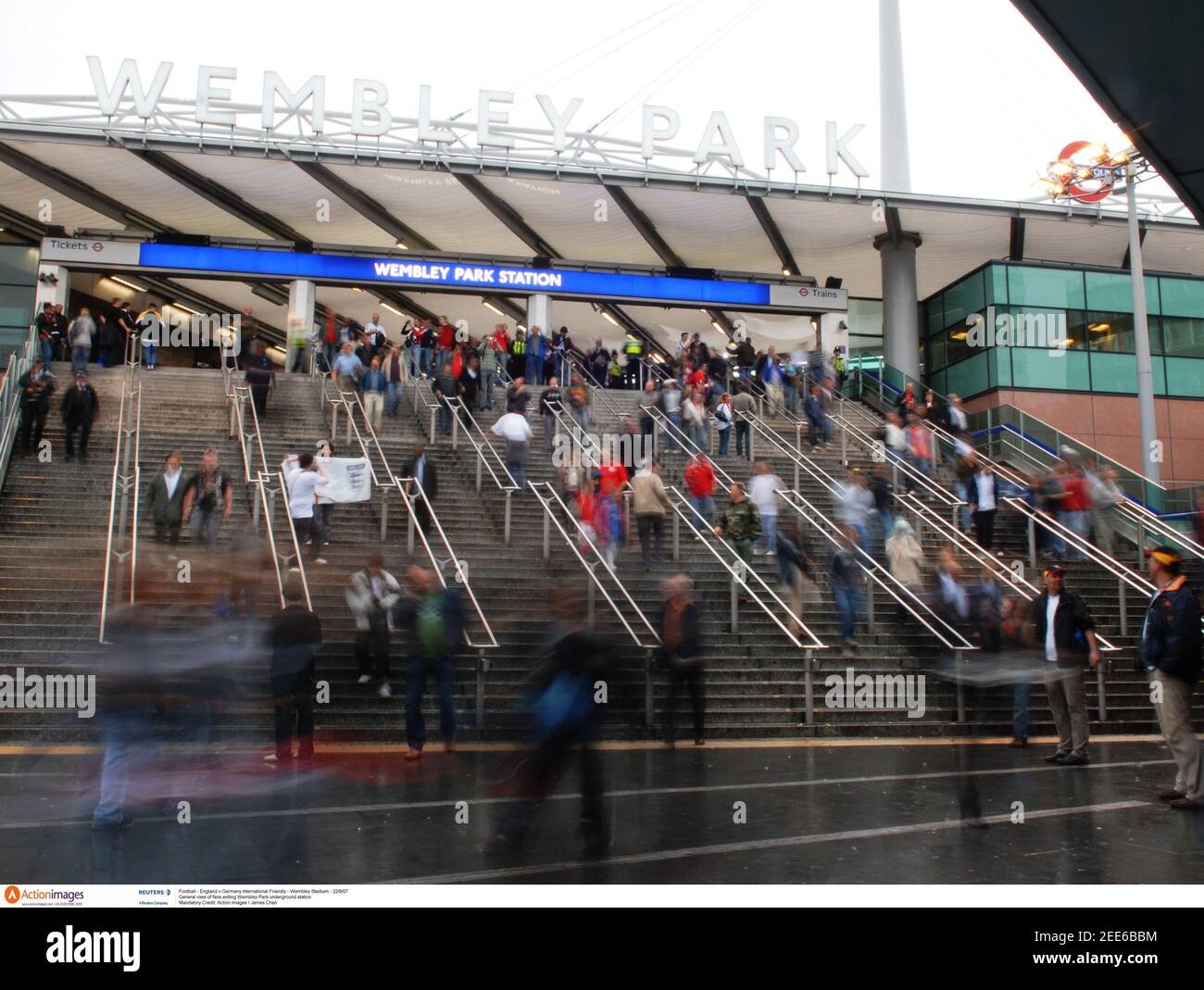 Wembley park underground station hi-res stock photography and images ...