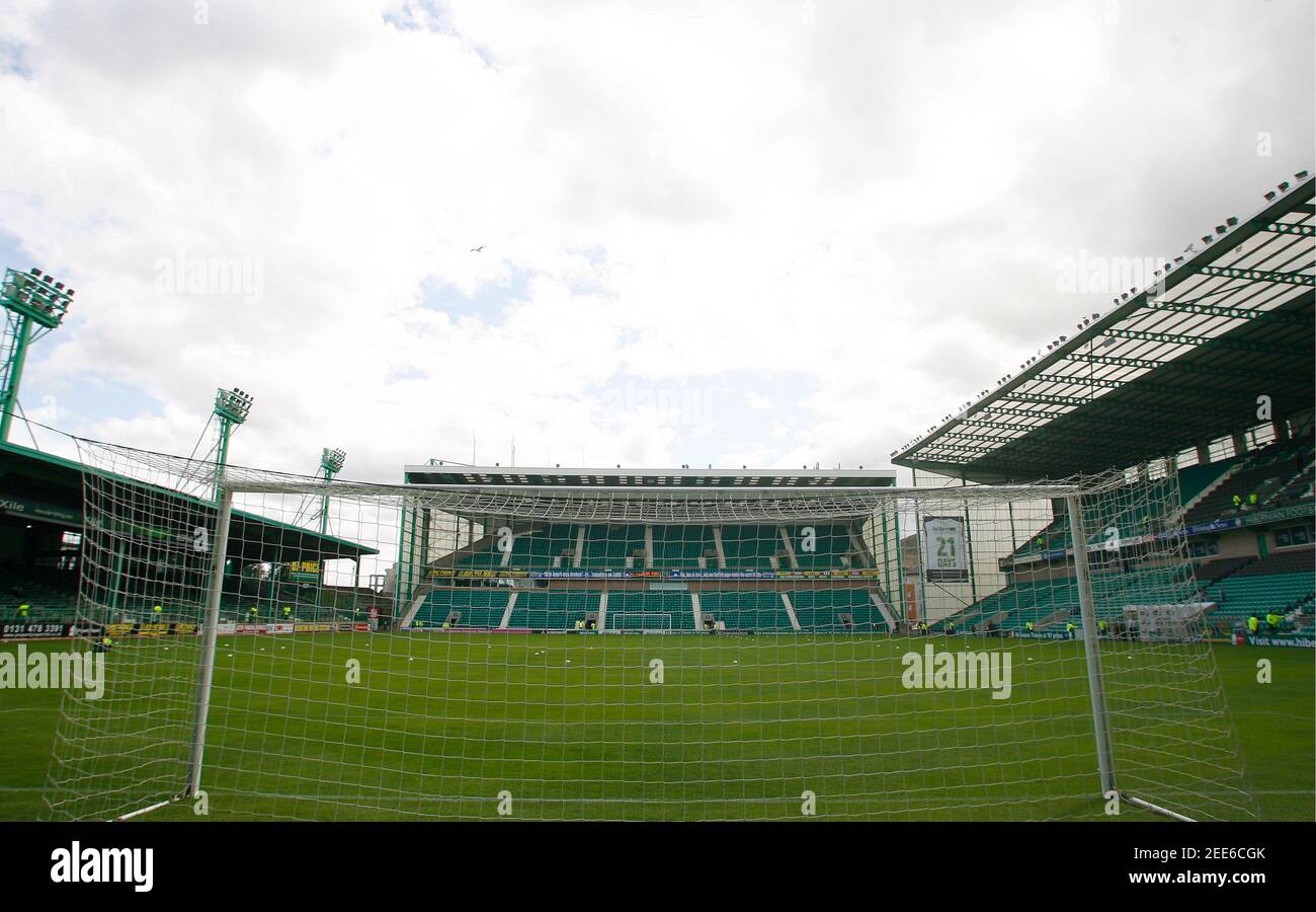 Hibernian stadium hi-res stock photography and images - Alamy