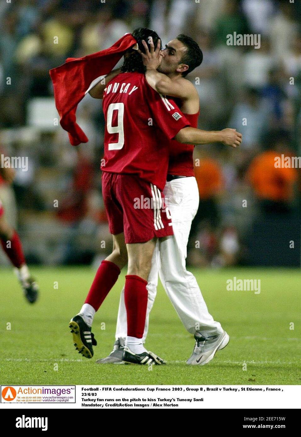 Brazil fan kiss hi-res stock photography and images - Alamy