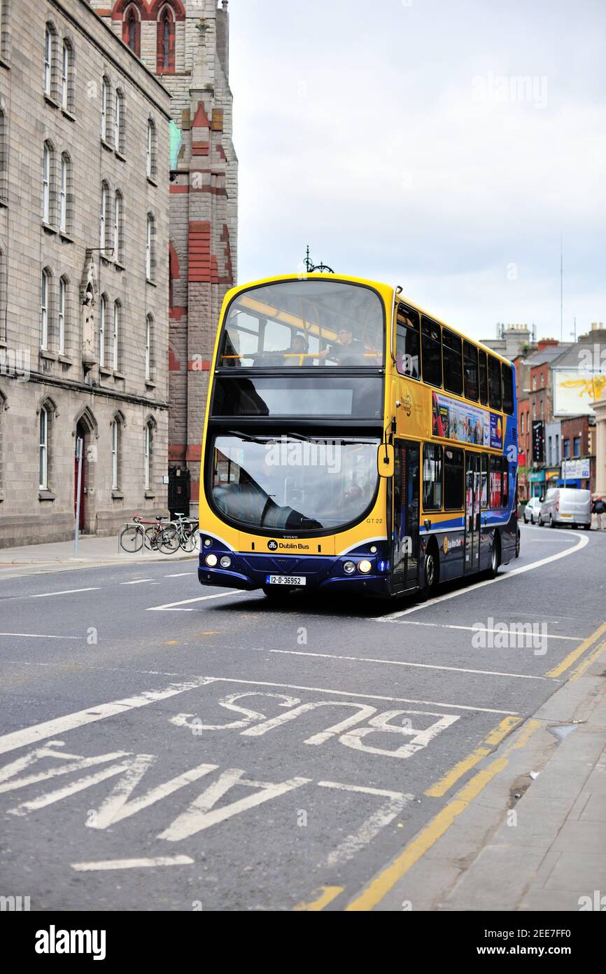 Dublin bus lane hi-res stock photography and images - Alamy