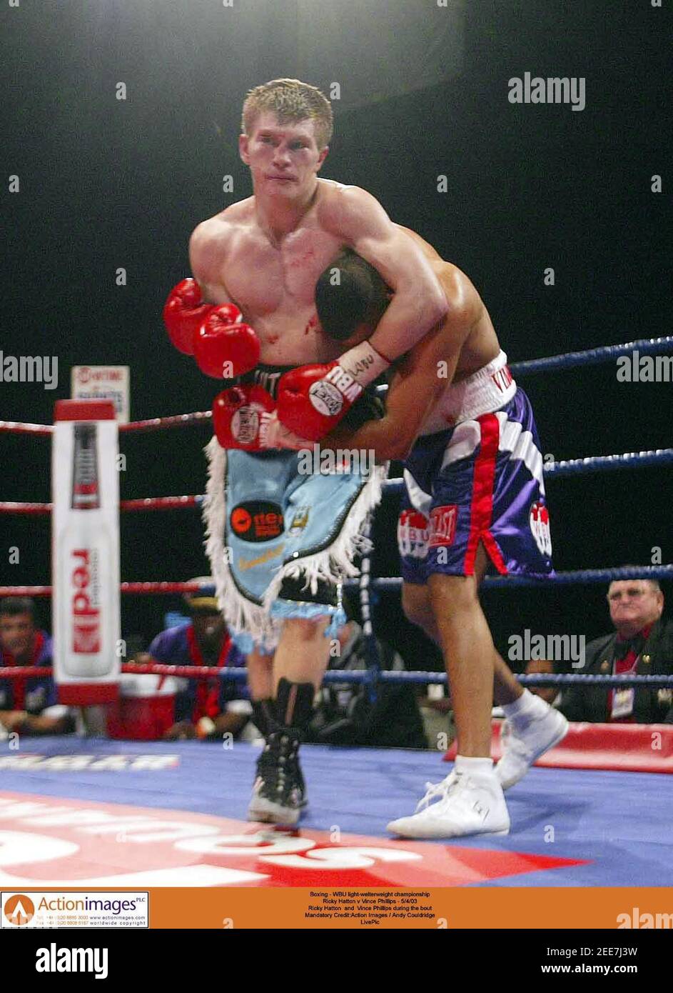 Ricky hatton v vince phillips hi-res stock photography and images - Alamy