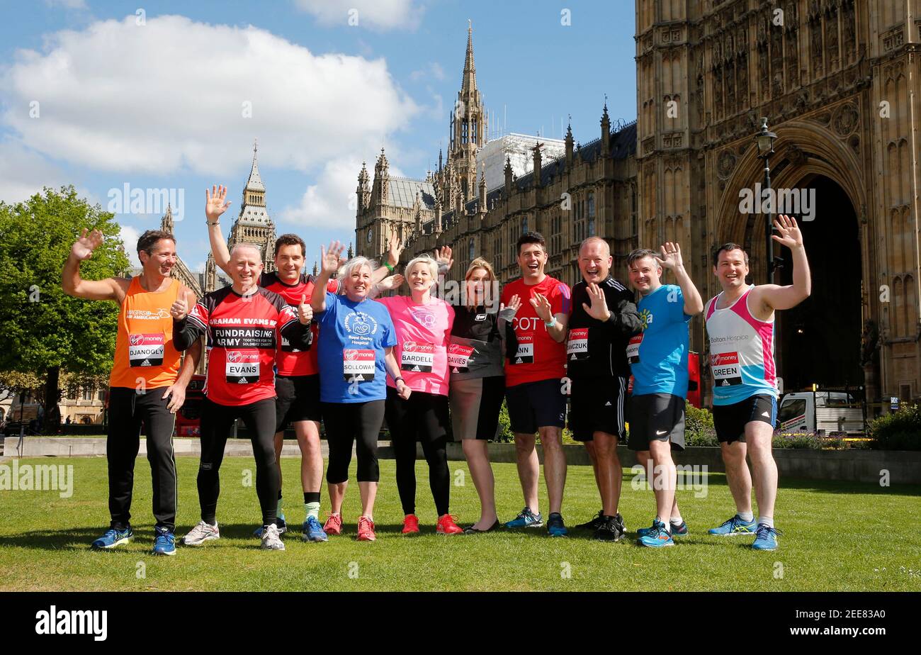 London marathon previews hi-res stock photography and images - Alamy