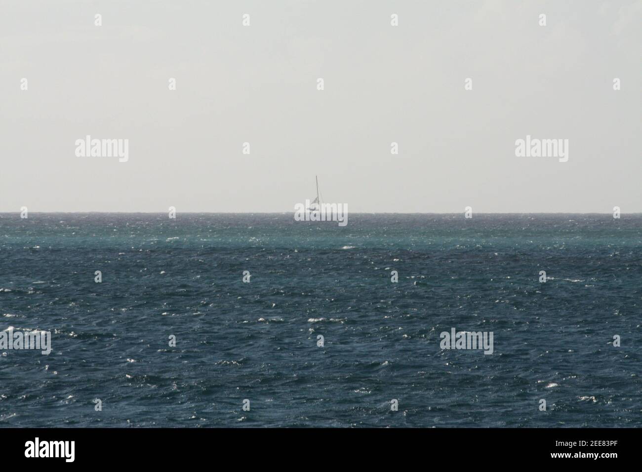 Boat on the horizon hi-res stock photography and images - Alamy