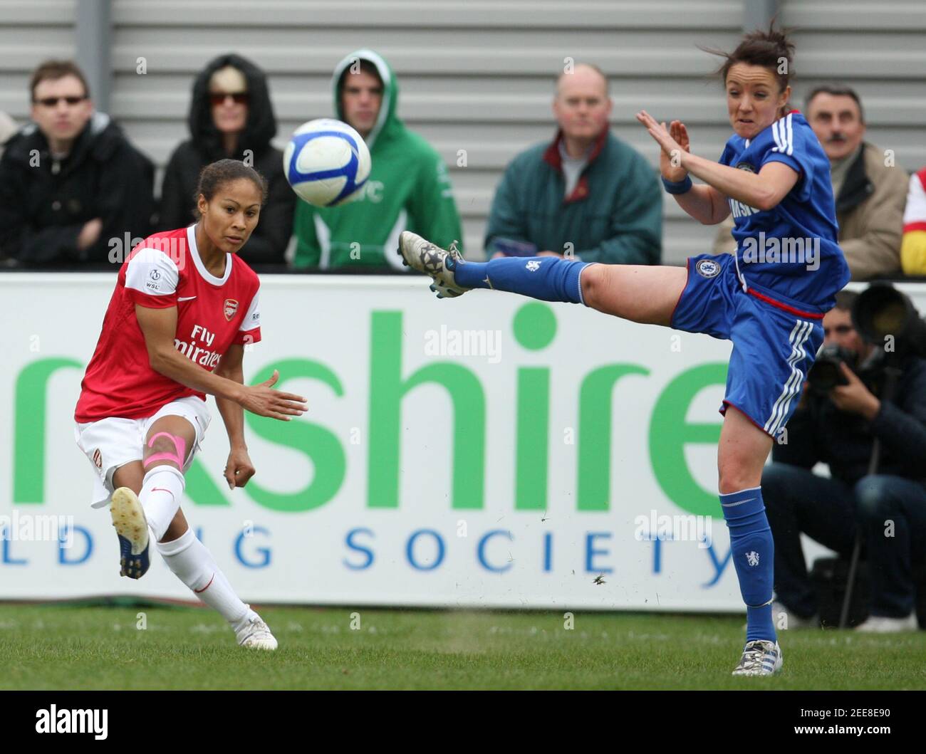 Rachel yankey arsenal hi-res stock photography and images - Alamy