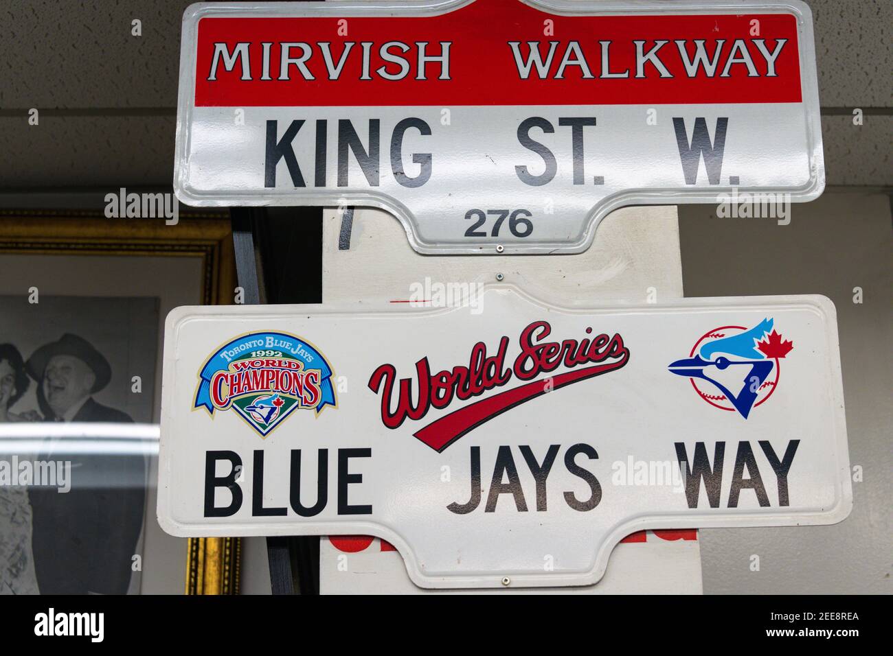 Historic street signs hi-res stock photography and images - Alamy