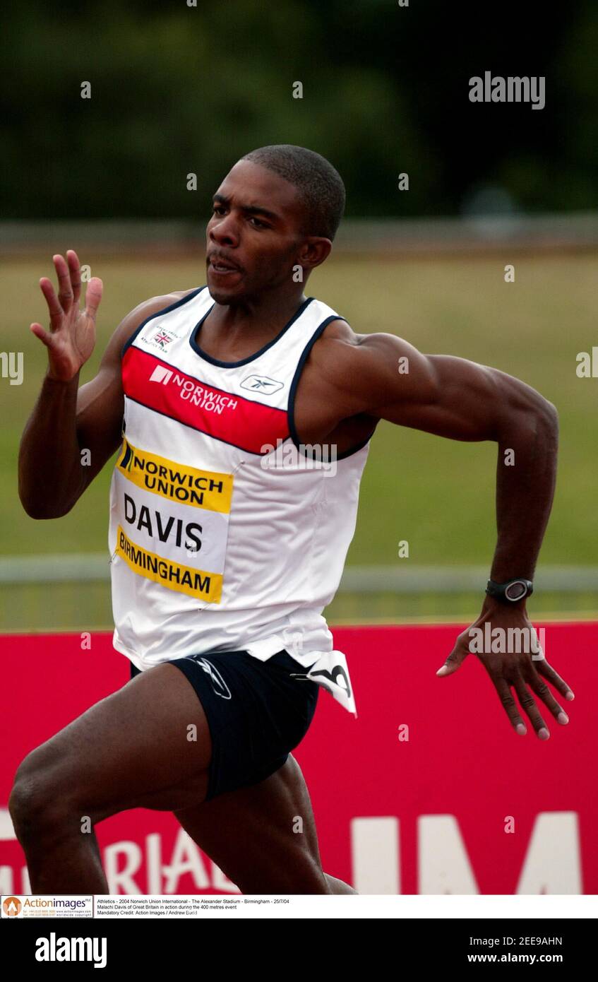 Athletics action malachi davis hi-res stock photography and images - Alamy
