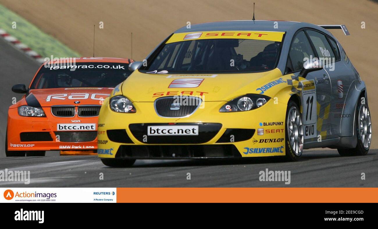 Seat leon team hi-res stock photography and images - Alamy