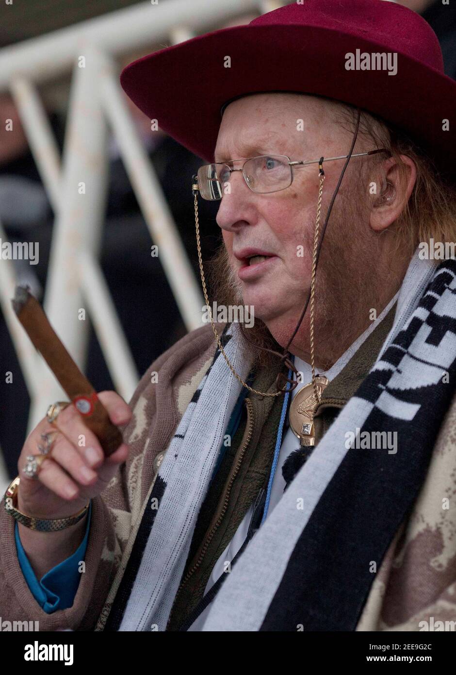 Channel 4 pundit hi-res stock photography and images - Alamy