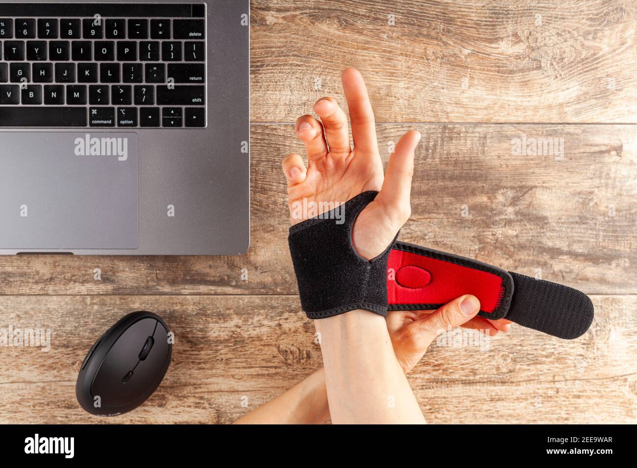 Wrist Joint High Resolution Stock Photography and Images - Alamy