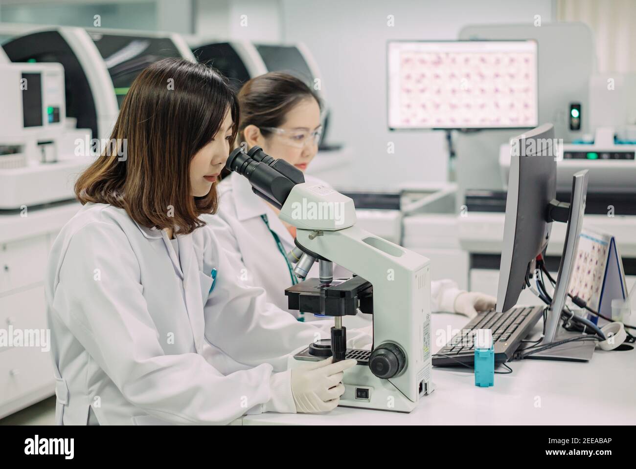 Hiv samples hi-res stock photography and images - Alamy