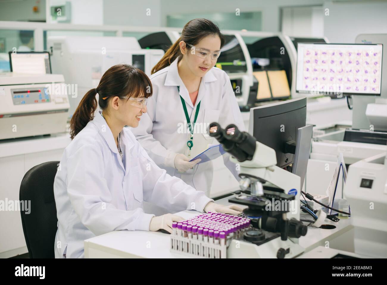 Hiv samples hi-res stock photography and images - Alamy