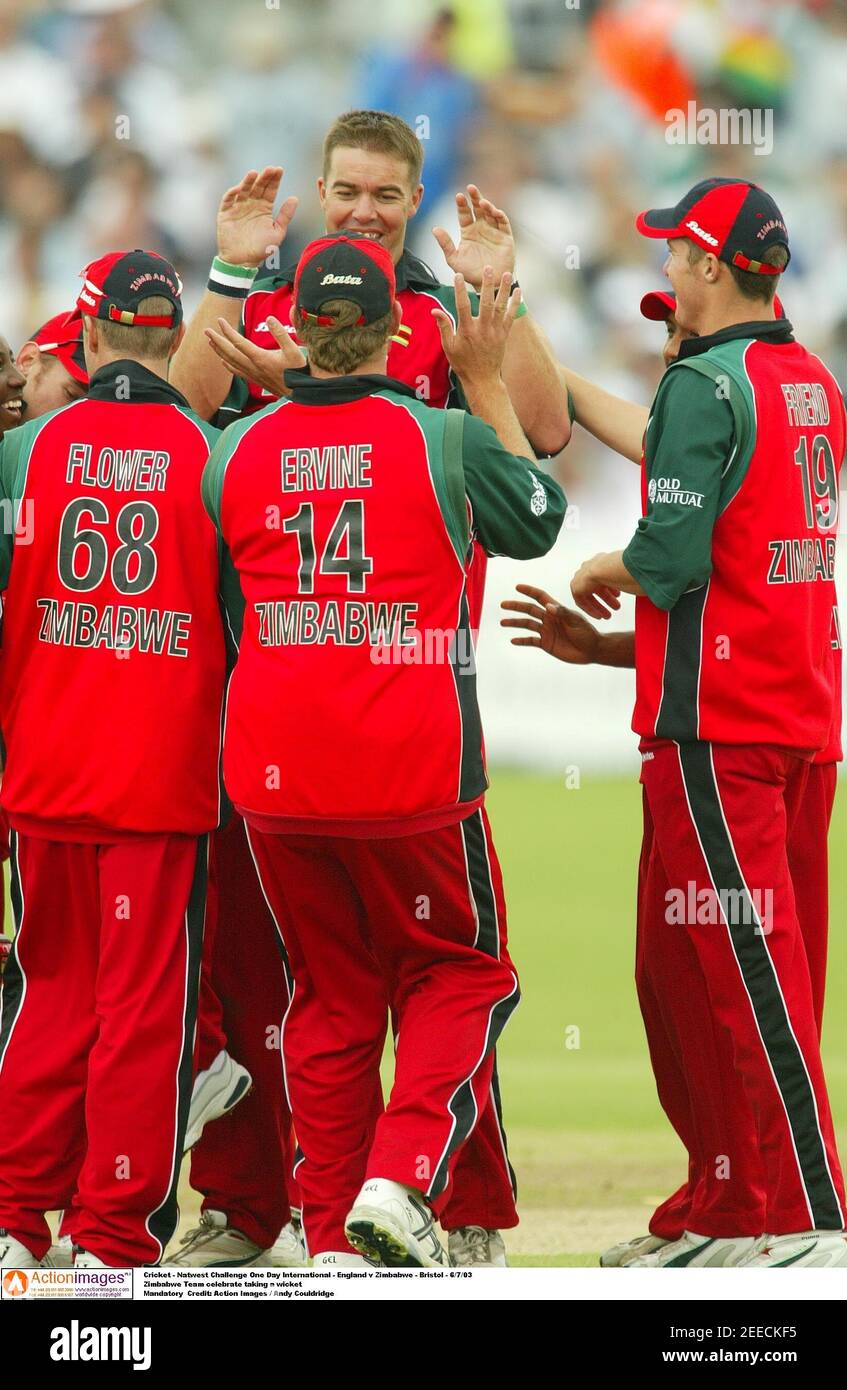 Zimbabwe cricket team celebrate hi-res stock photography and images - Alamy
