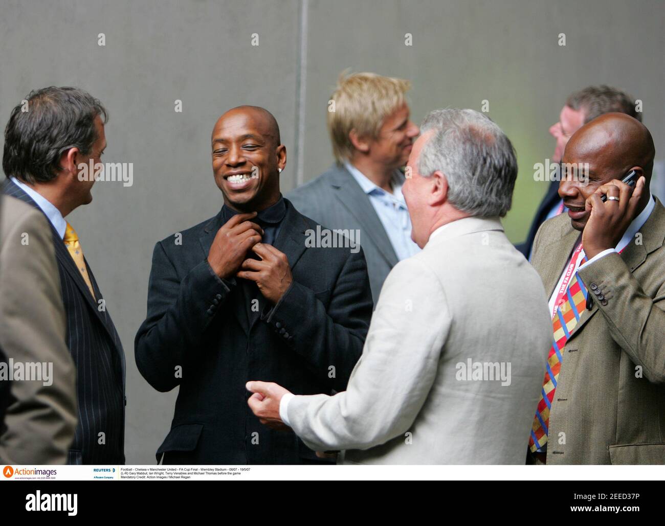 Gary Mabbutt Fa Cup High Resolution Stock Photography and Images - Alamy