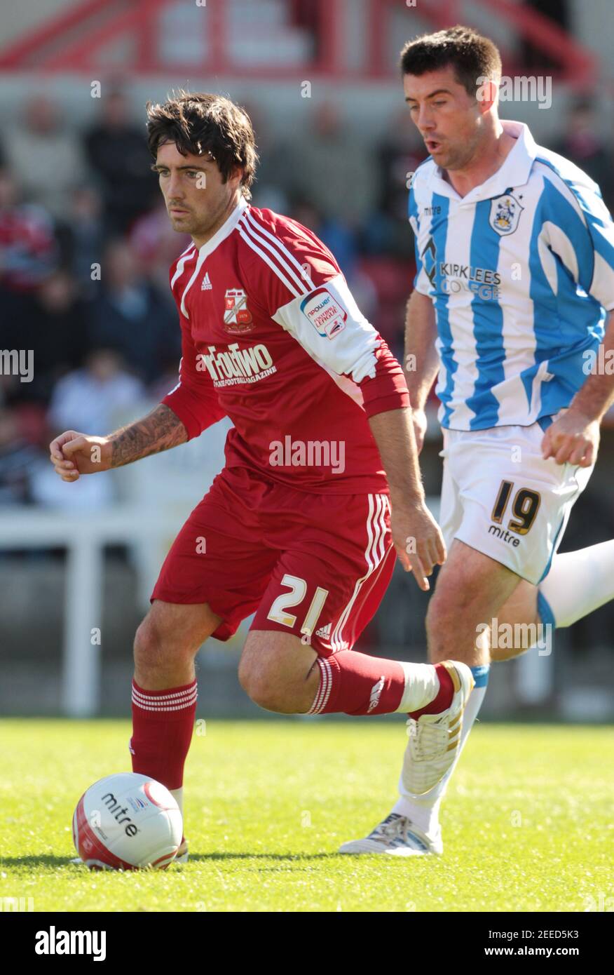 Jonathan douglas in action with hi-res stock photography and images - Alamy