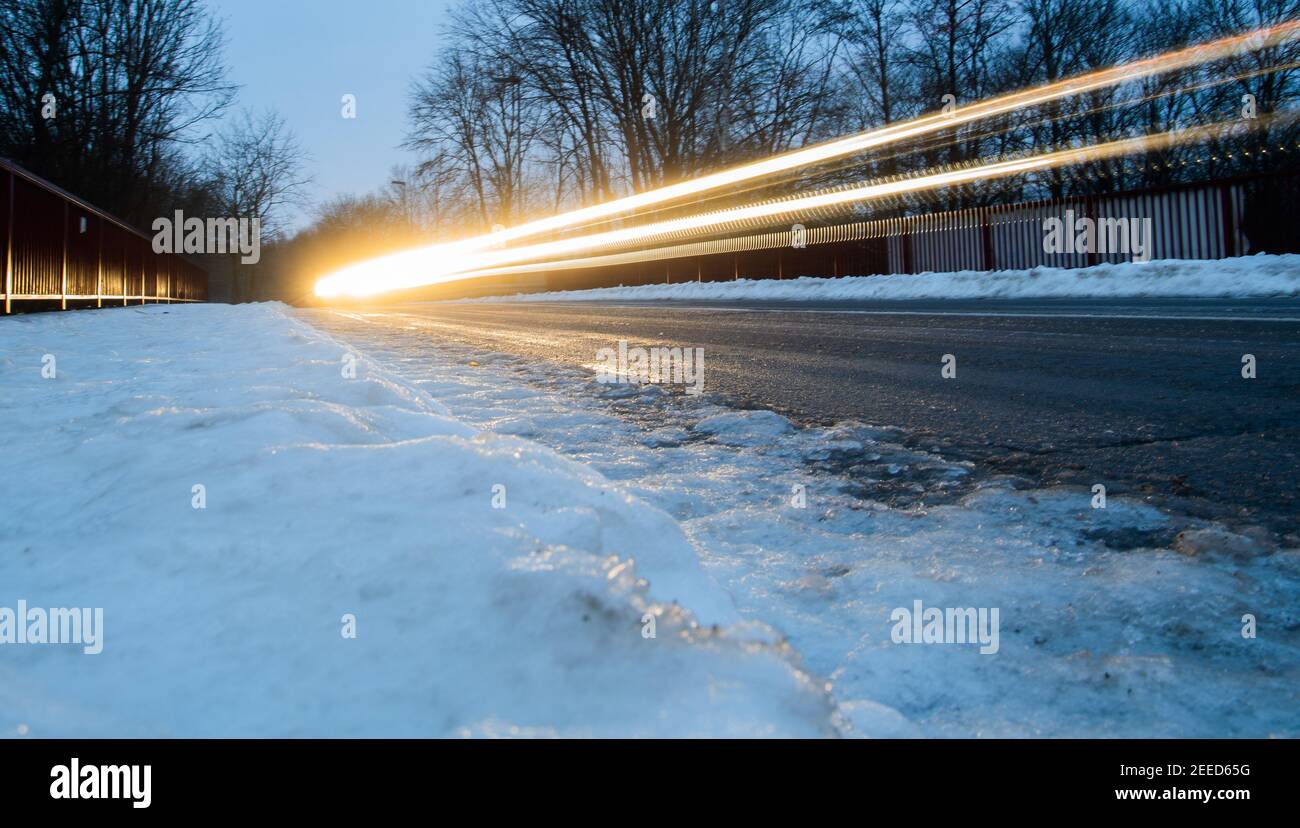 Car black ice bridge hi-res stock photography and images - Alamy