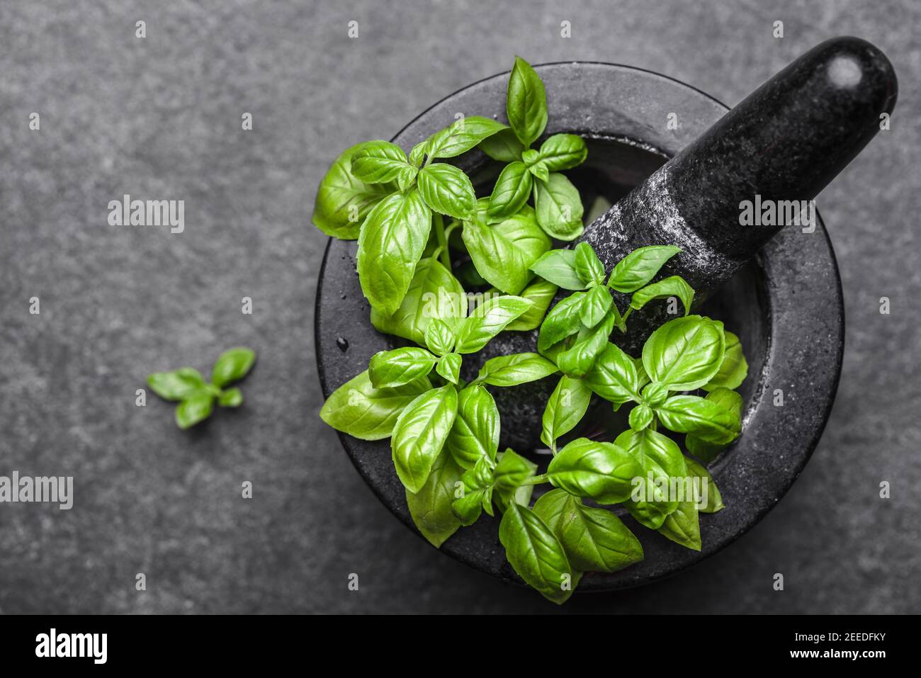 Green fresh basil leaves, top view Stock Photo - Alamy
