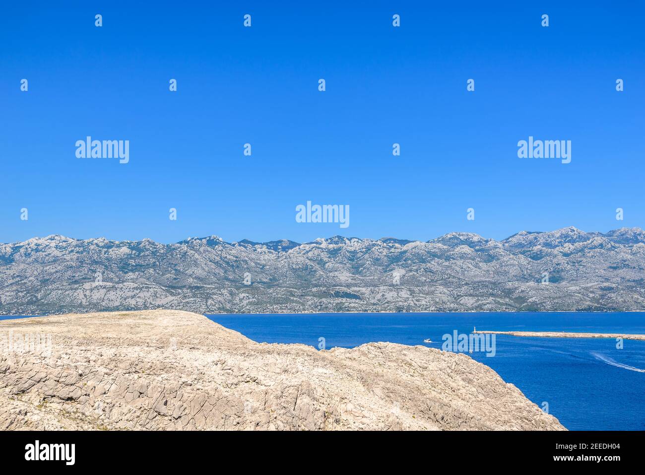Blue lagoon of Adriatic Sea - Kvarner Bay near Pag Island, Dalmatia ...