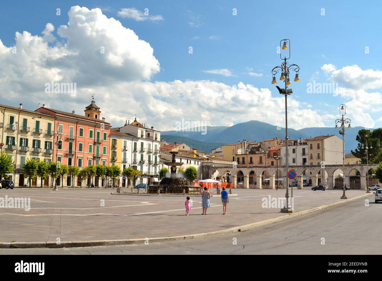 Fountain sulmona hi-res stock photography and images - Alamy
