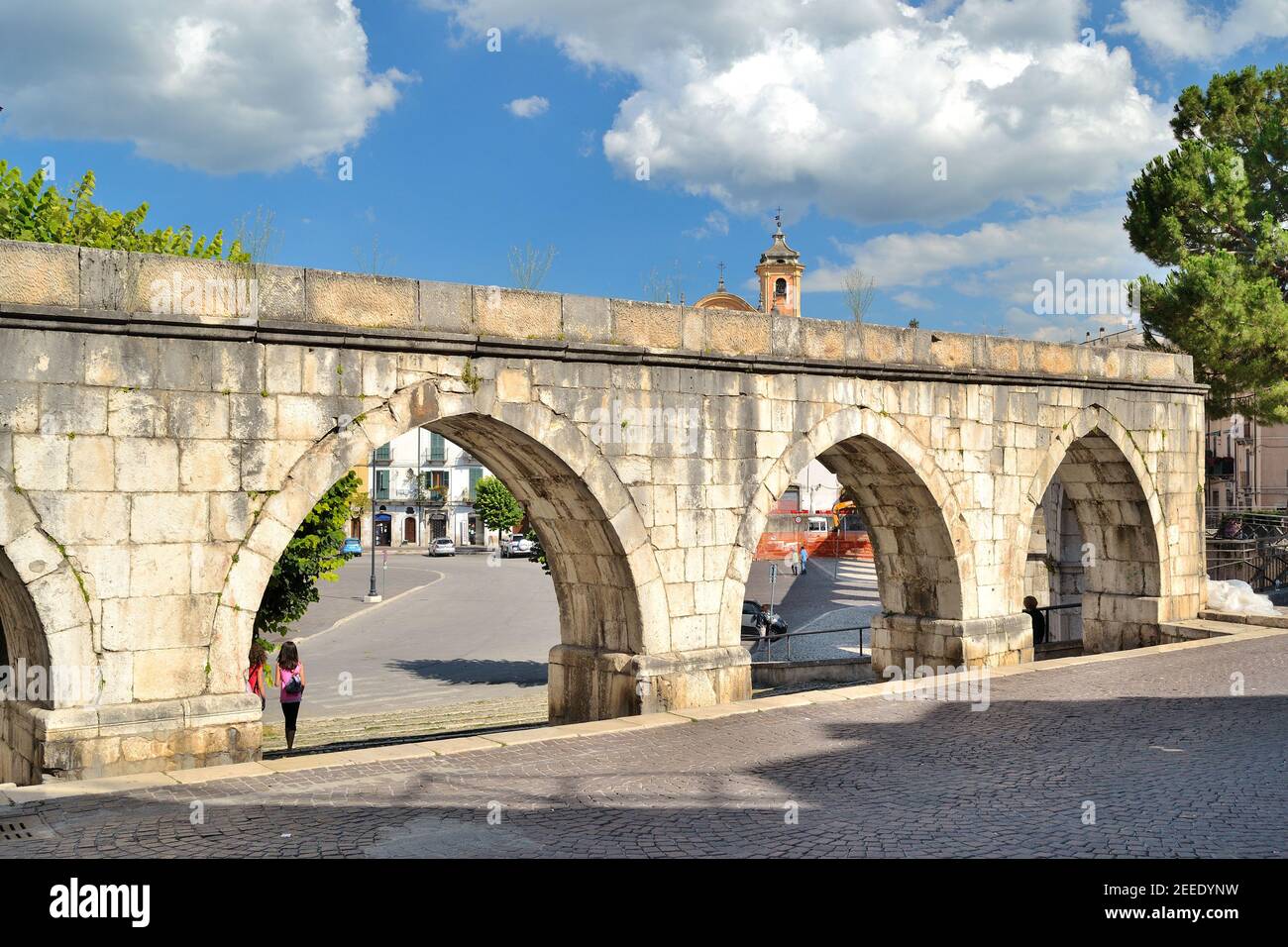 Sulmona italy fountain hi-res stock photography and images - Alamy