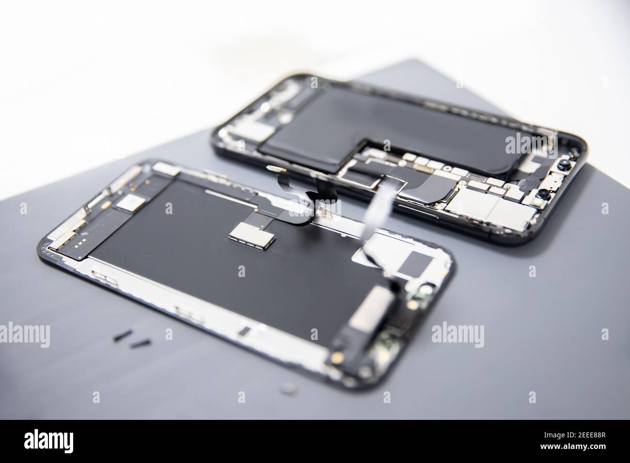 Mobile phone repair service, battery and screen replacement Stock Photo ...