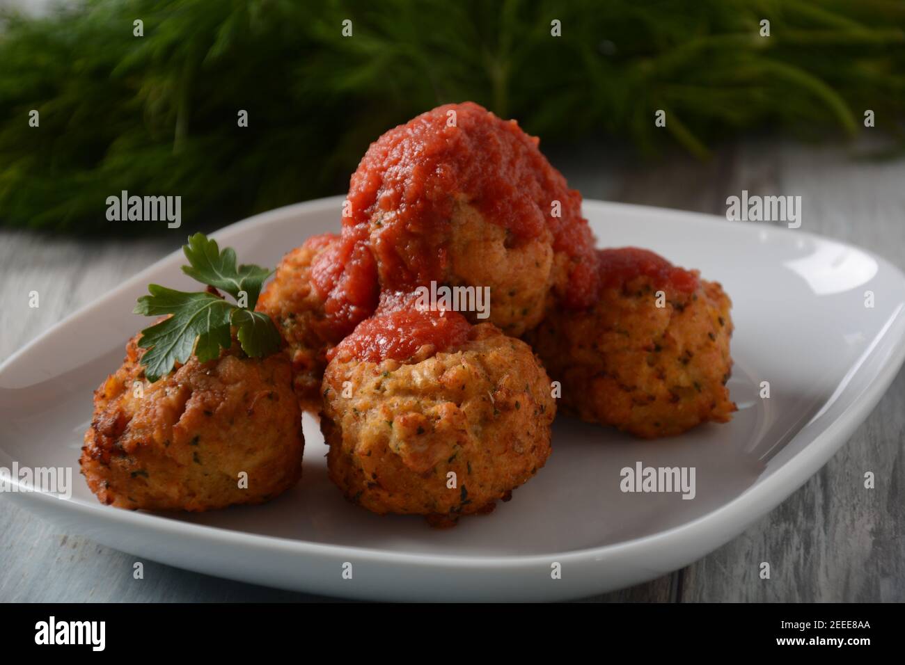 Fried fish jewish hi-res stock photography and images - Alamy