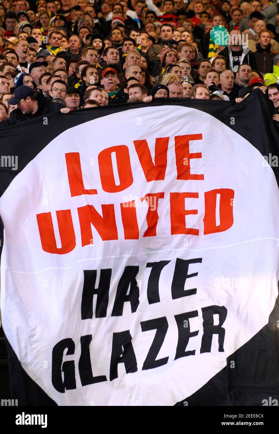 Football action fans banner protest hi-res stock photography and images ...