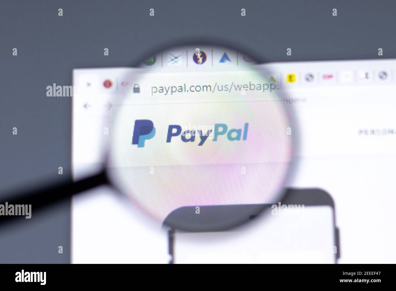 Paypal logo hi-res stock photography and images - Alamy