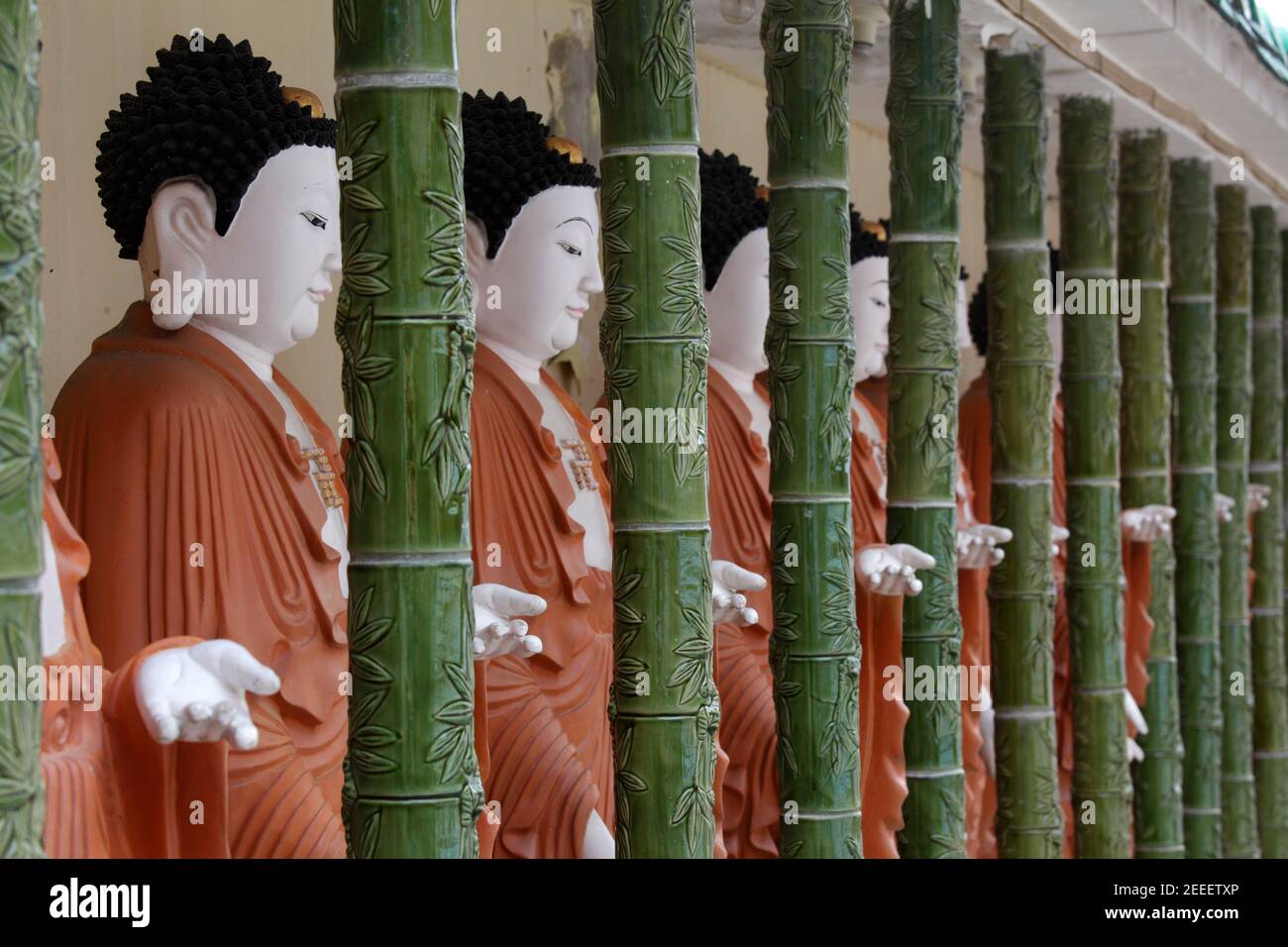 Statues in the Kek Lok Si Temple (or Temple of Supreme Bliss), Penang ...