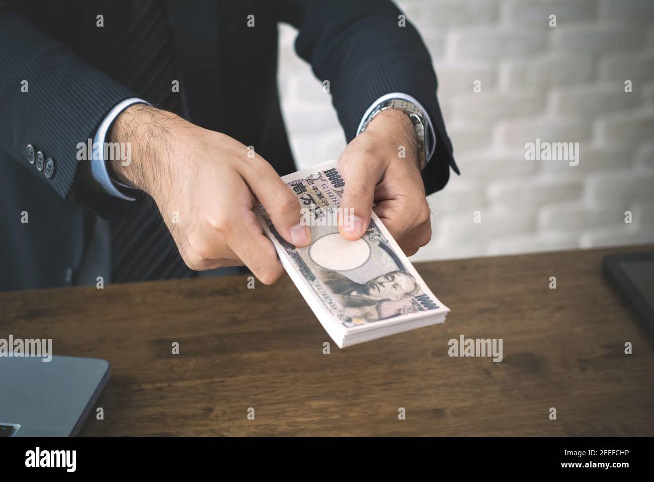 Hand out handing hi-res stock photography and images - Alamy