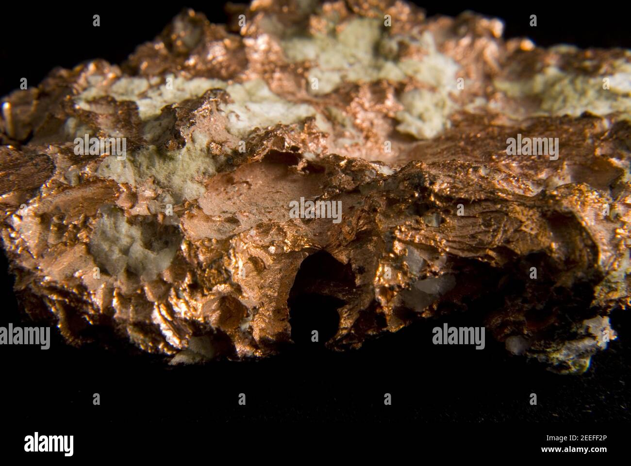 Copper vein quartz hi-res stock photography and images - Alamy