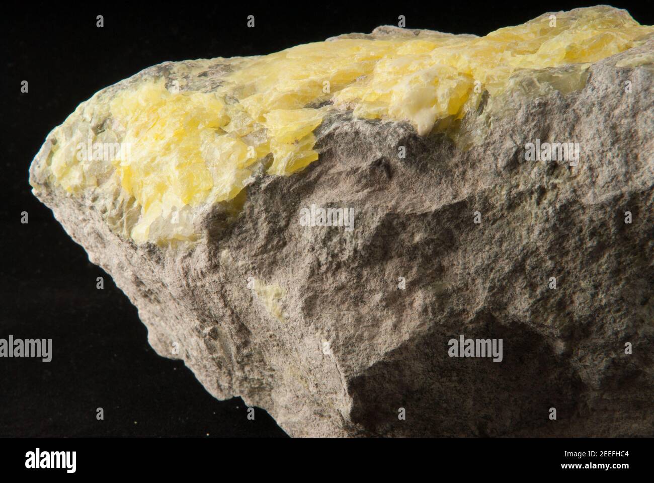 sulfur mineral sample Stock Photo - Alamy
