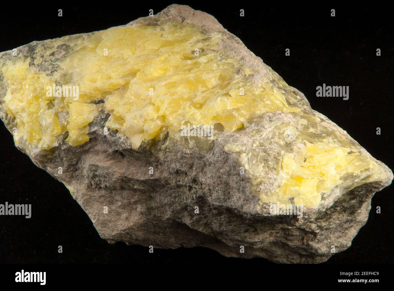 sulfur mineral sample Stock Photo - Alamy