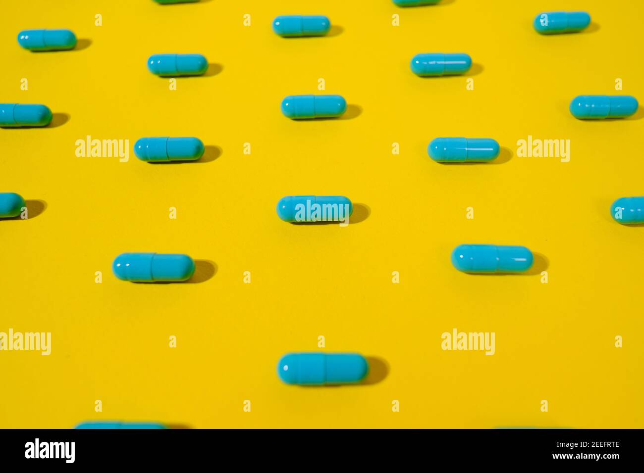Blue and yellow capsule hi-res stock photography and images - Alamy