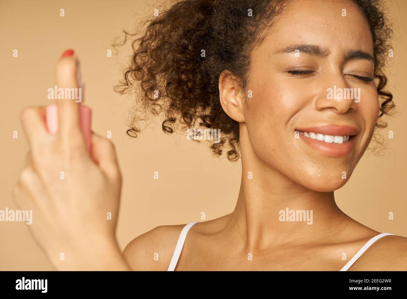 Spray face hi-res stock photography and images - Alamy