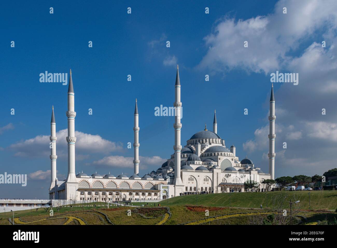 The Grand Camlica Mosque in Uskudar District of Istanbul, Turkey Stock ...
