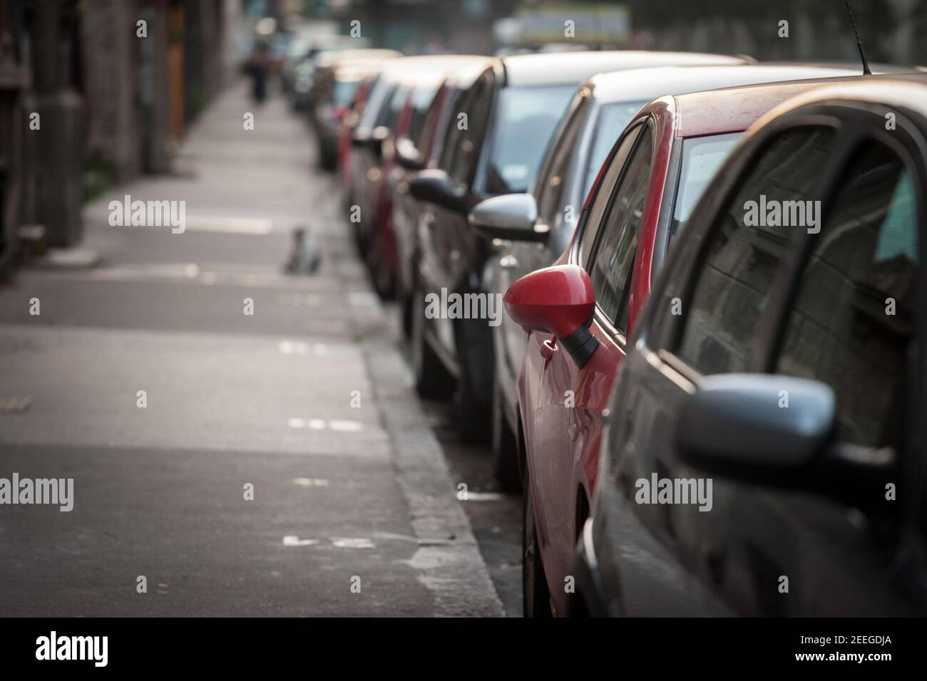 Paralel parking hi-res stock photography and images - Alamy