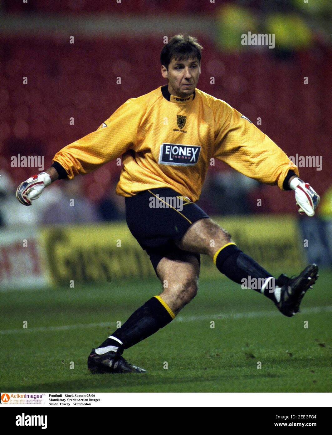 Simon Tracey High Resolution Stock Photography and Images - Alamy