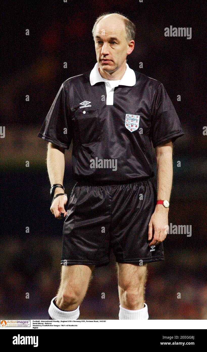 Referee david elleray england hi-res stock photography and images - Alamy