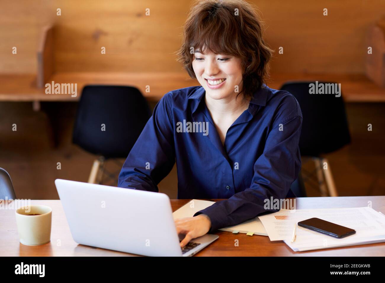 Young Japanese woman working Stock Photo - Alamy