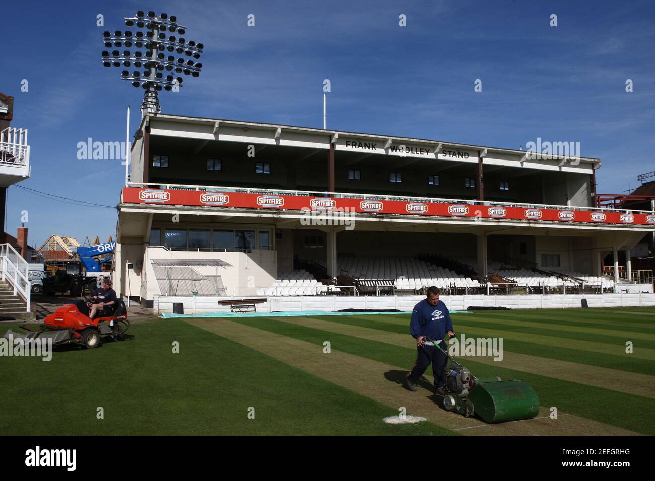 Dover cricket ground hi-res stock photography and images - Alamy