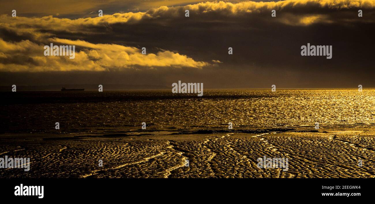 Low tide on severn estuary hi-res stock photography and images - Alamy