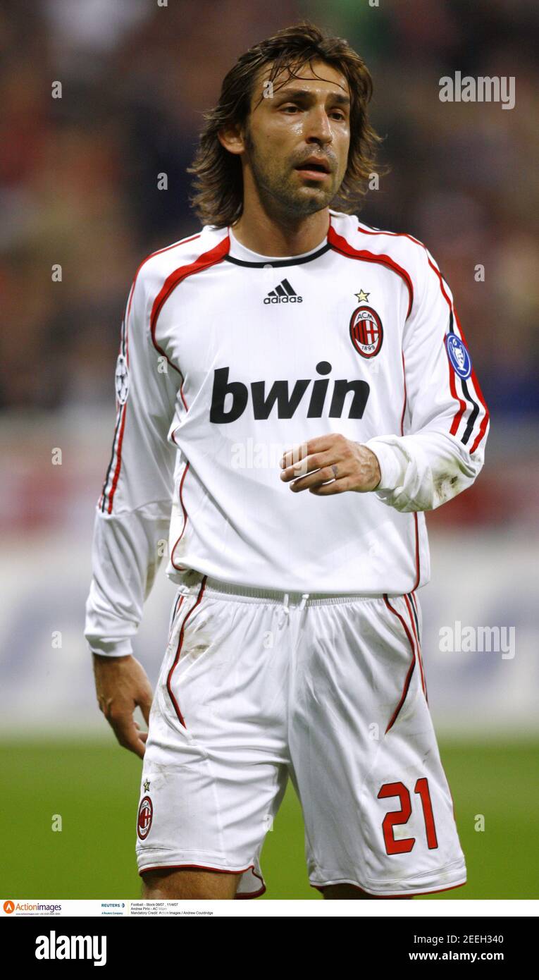 Andrea pirlo ac milan hi-res stock photography and images - Alamy