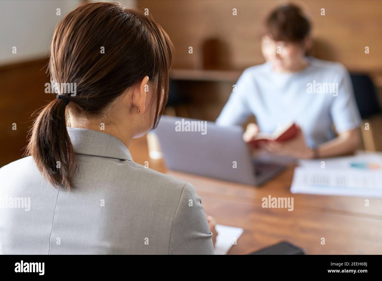 Young Japanese women working Stock Photo - Alamy
