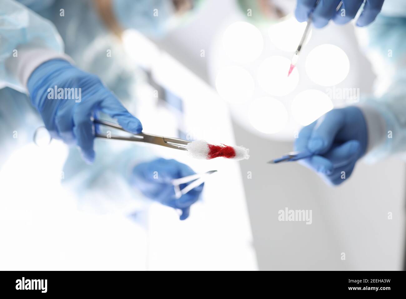 Surgical instruments hi-res stock photography and images - Alamy