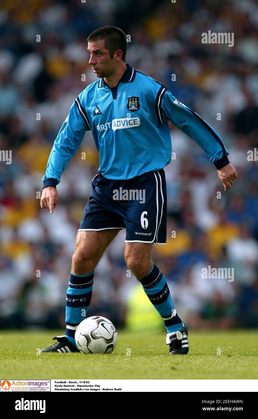 Sport football action kevin horlock hi-res stock photography and images ...