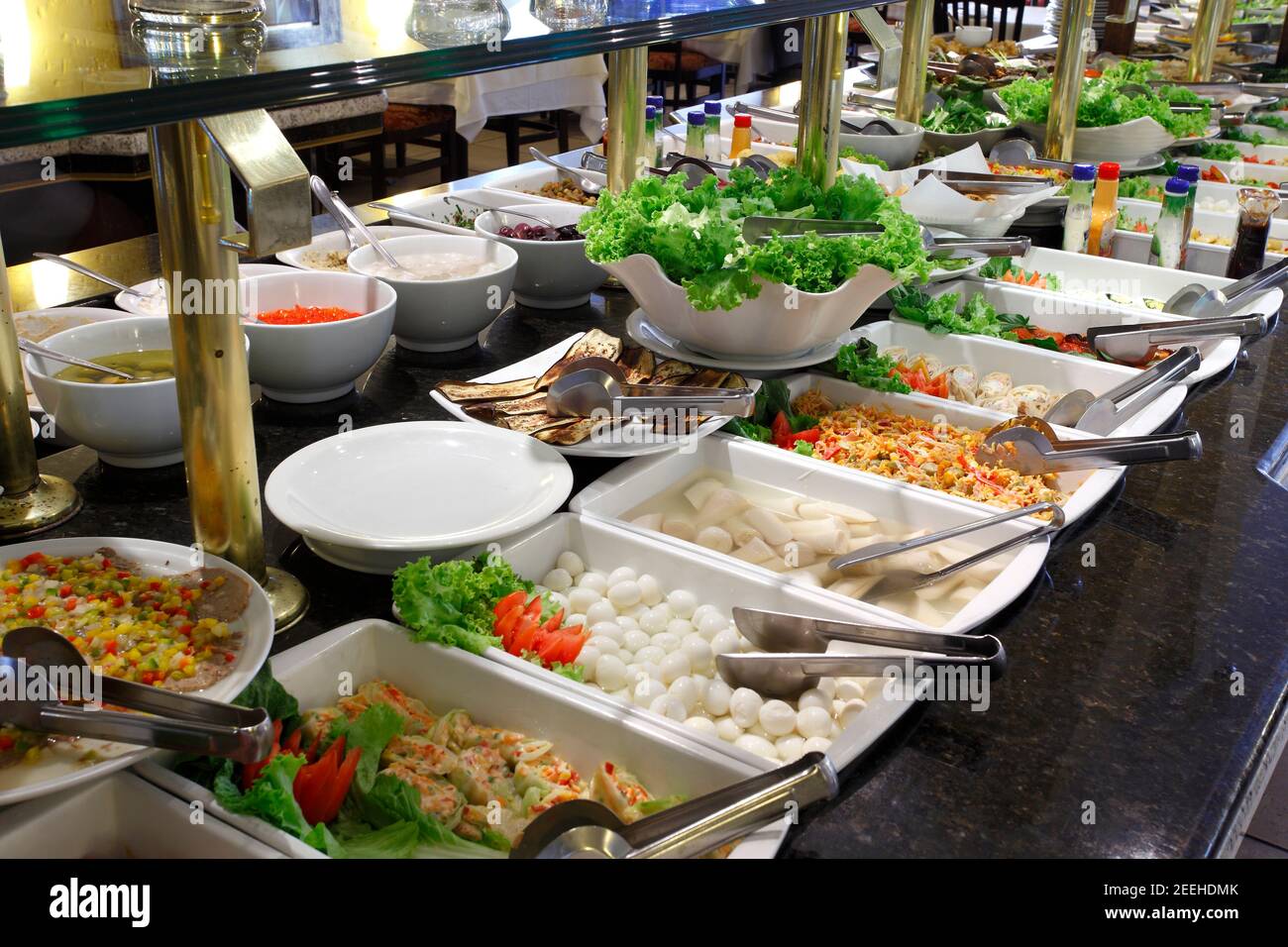 Hot fast food self service counter hi-res stock photography and images ...