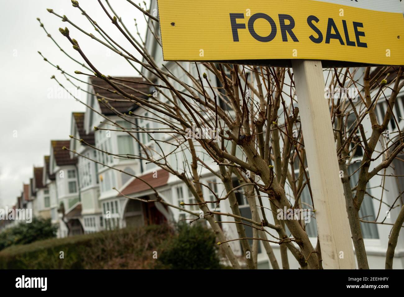 Residential for sale sign hi-res stock photography and images - Alamy