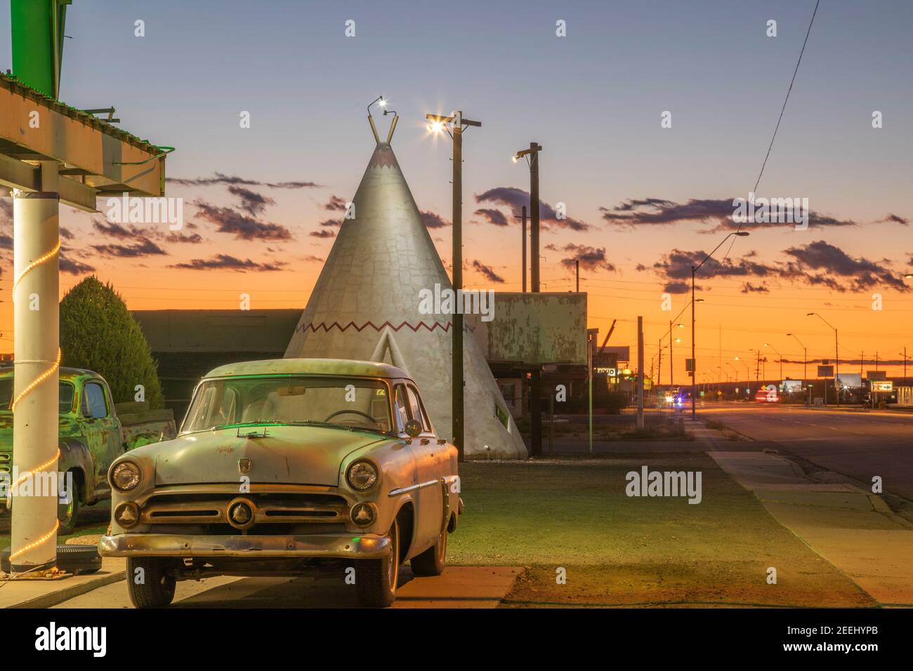 The famous Wigwam Motel, Holbrook, Arizona, on old Route 66 Stock Photo ...